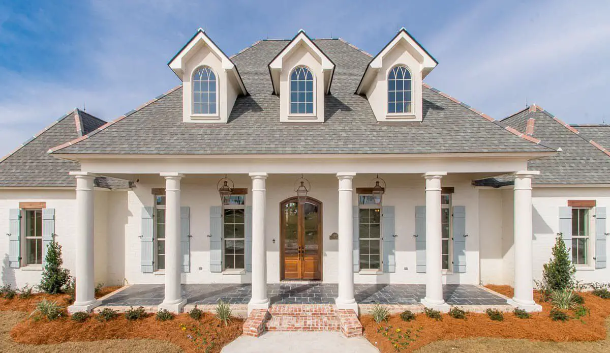 Luxury Southern Home with Boat Garage & Many Extras – ~4,443 Sq Ft ...