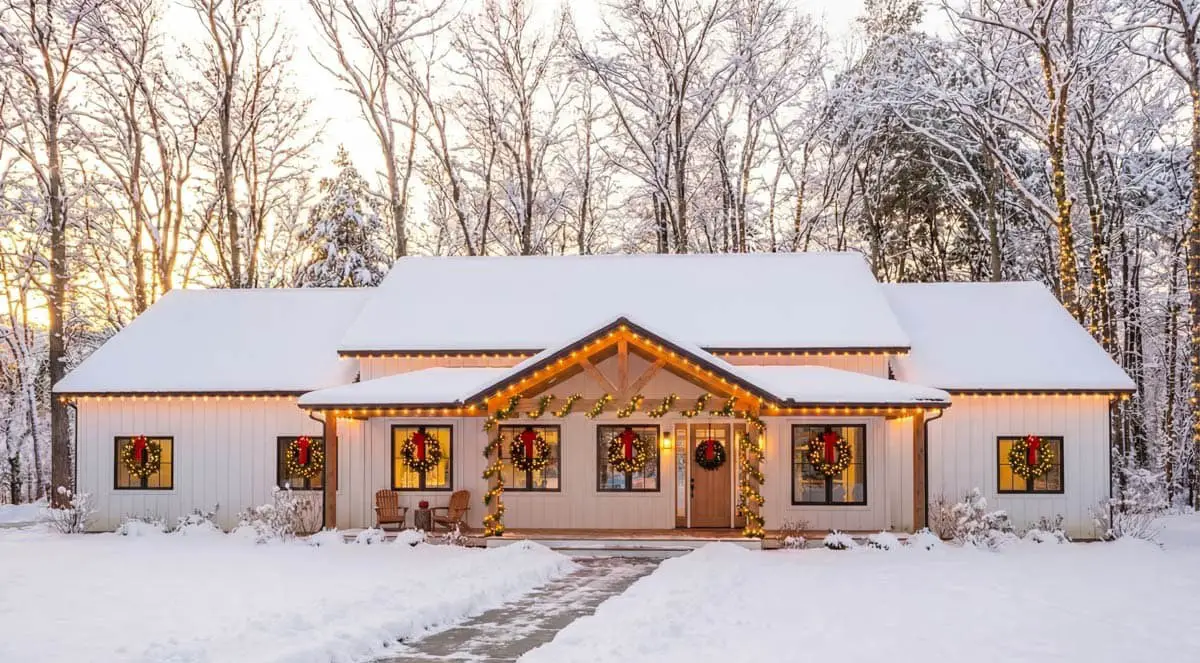 3,050 Sq Ft One-Story Modern Farmhouse with Flex Space & Open Living ...